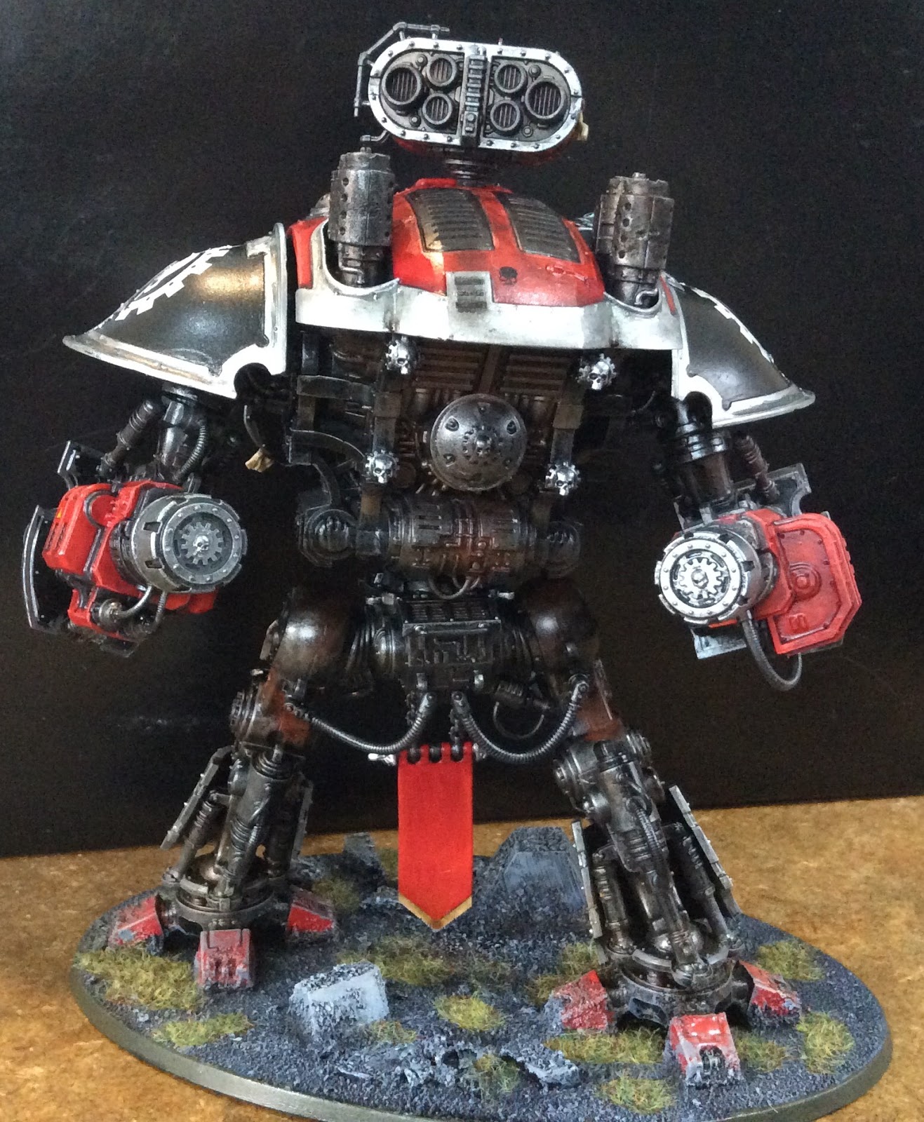 Redtoof's Mostly 40K Blog: House Taranis Knight aka Knighty McKnightface?