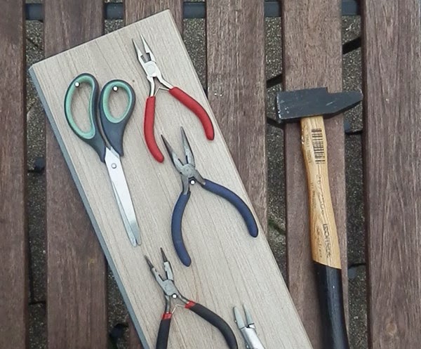 DIY : Une planche à outils - Caro Dels - Blog DIY et loisirs créatifs