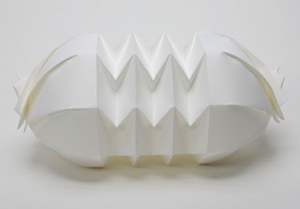 it's a heart heart season: Fantastic origami / Jun Mitani