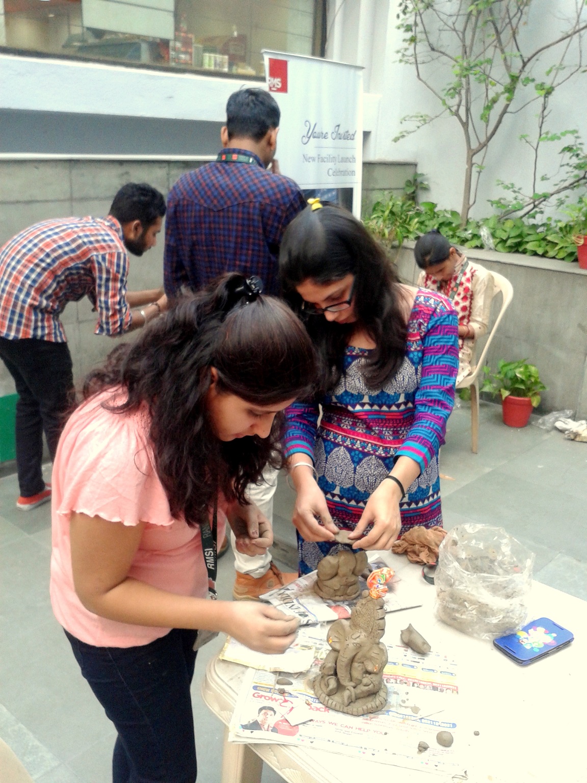 Creative Workshop For Corporate Employees Creative Workshop For Corporate Employees