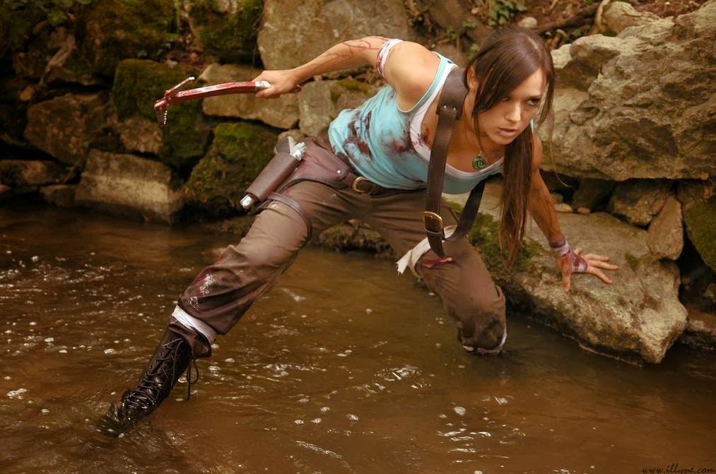 TOMB RAIDER SPAIN: LARA CROFT FRANCESA - ILLYNE