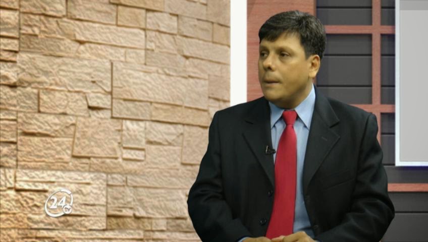 ¡Insólito! Economista madurista pone como modelo relaciones laborales ...