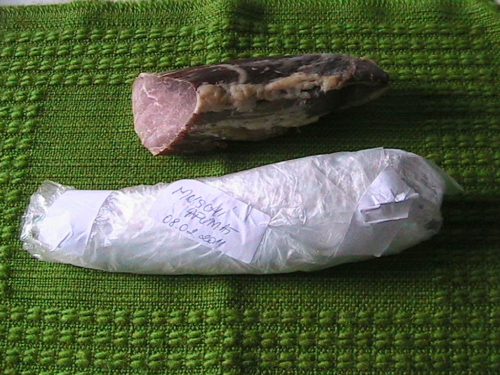 Hellena ...din bucataria mea...: Muschi afumat