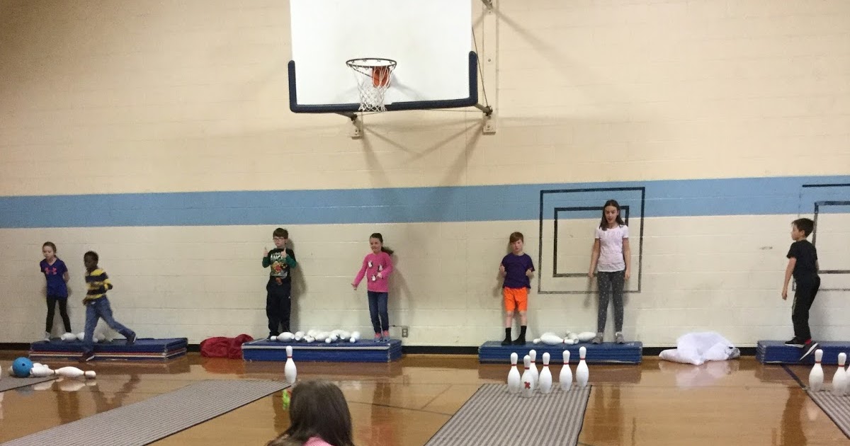 Williston Central School Physical Education: 3rd/4th Grade Bowling!