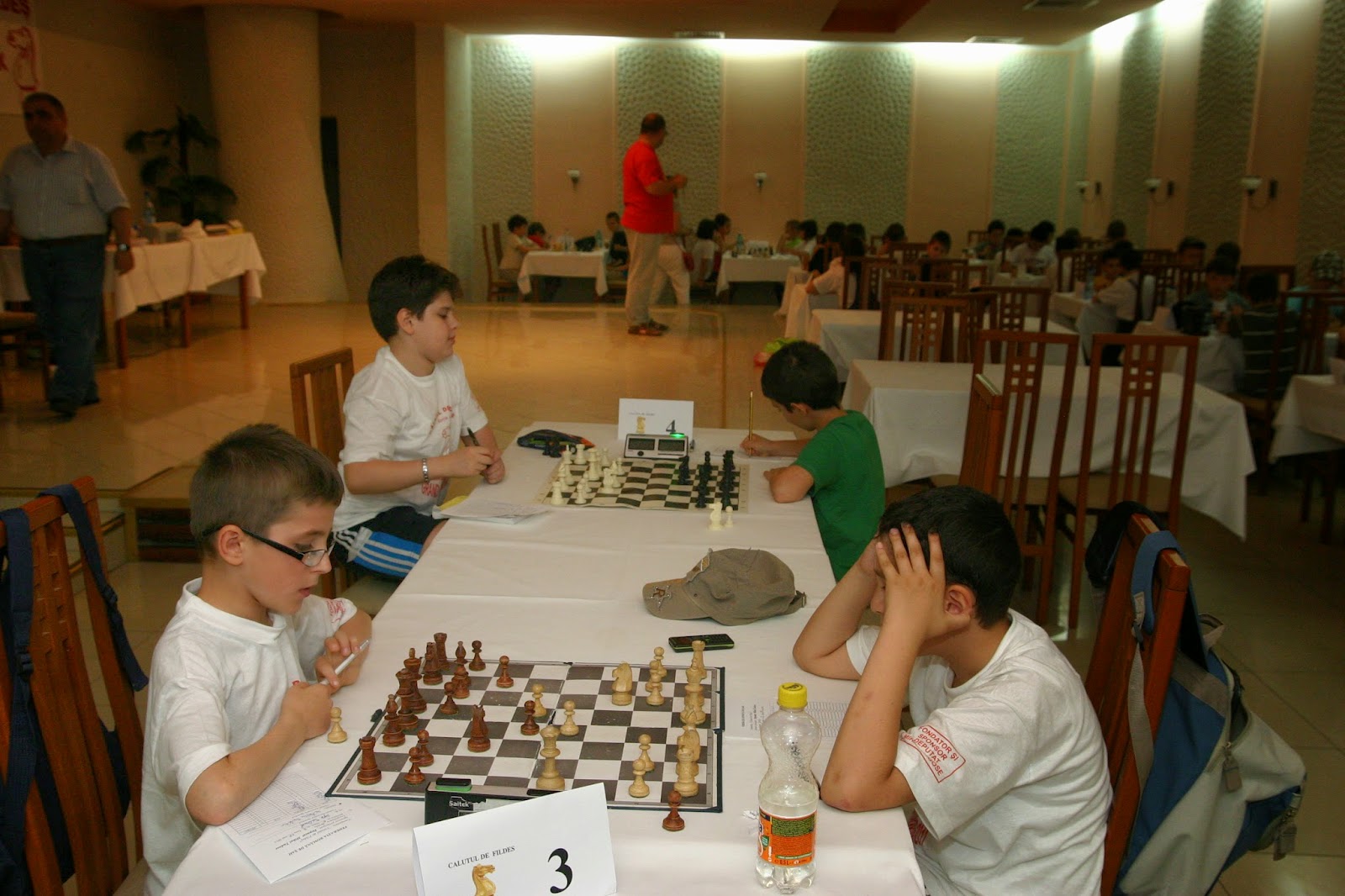 SAH CU ORIZONT 64: "CALUTUL DE FILDES" TURNEU DE SAH PENTRU COPII SI ...