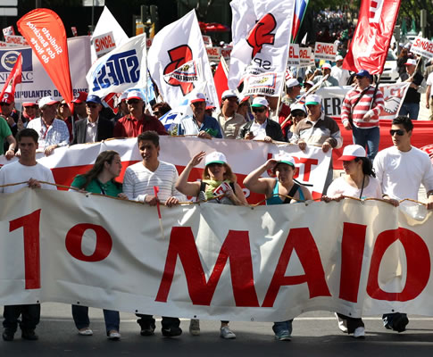 SIGNIFICADO E HISTÓRIA DO 1° DE MAIO, DIA DO TRABALHADOR ~ Um Olhar ...