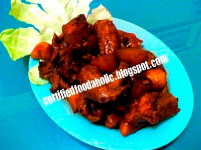 Yummy and Delicious-Oh!: Red Chicken Adobo