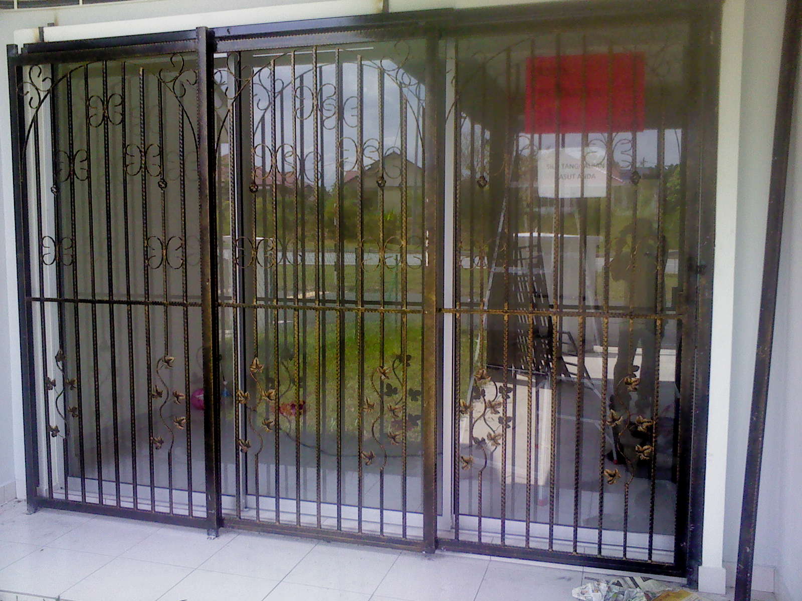 Low Iron Works: Sliding Door Design