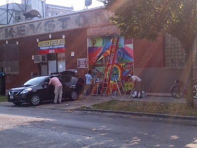 The Albany Park Post: The story behind the Ecuadorian Association's mural