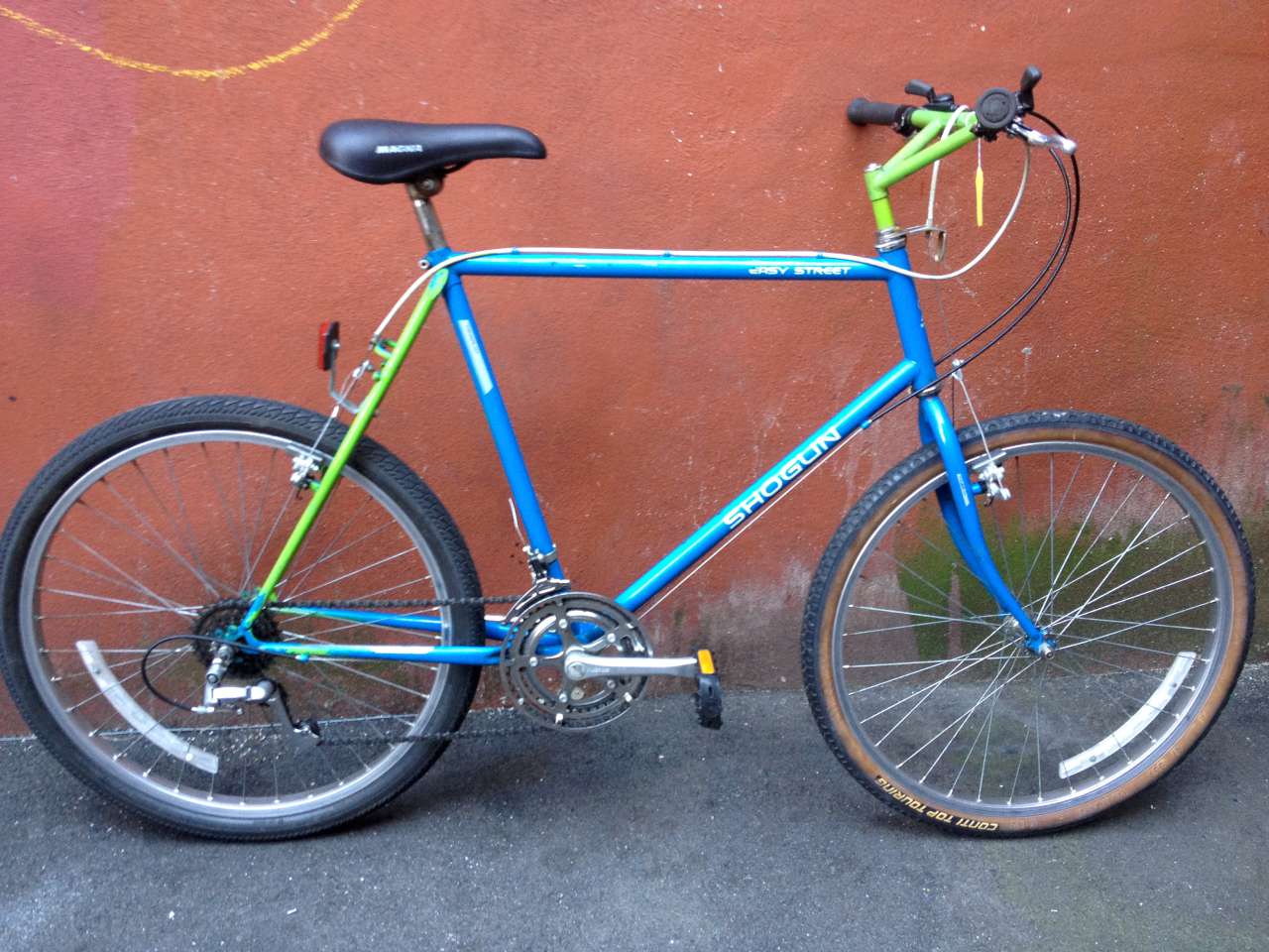 Bike Boom refurbished bikes: Mid-late 80's Shogun easy street