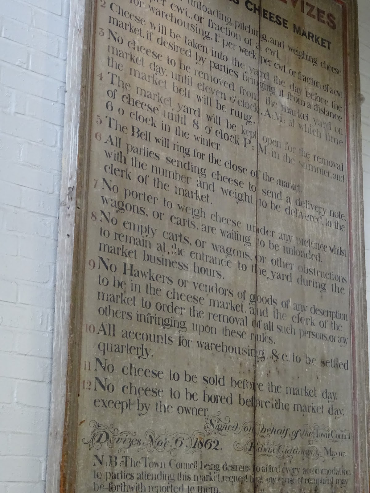 NB Holderness: Round Devizes.