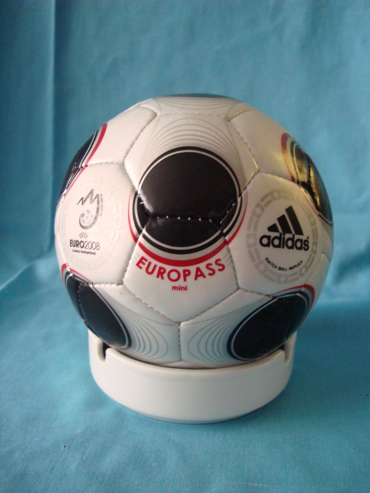 Colección Adidas mini ball: Eurocopas