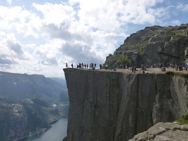 Por fin de vuelta en Noruega: Preikestolen o la Roca del Púlpito
