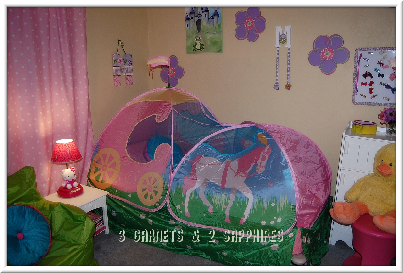 3 Garnets & 2 Sapphires: Girl's Easy-to-Install Princess Carriage Bed Tent