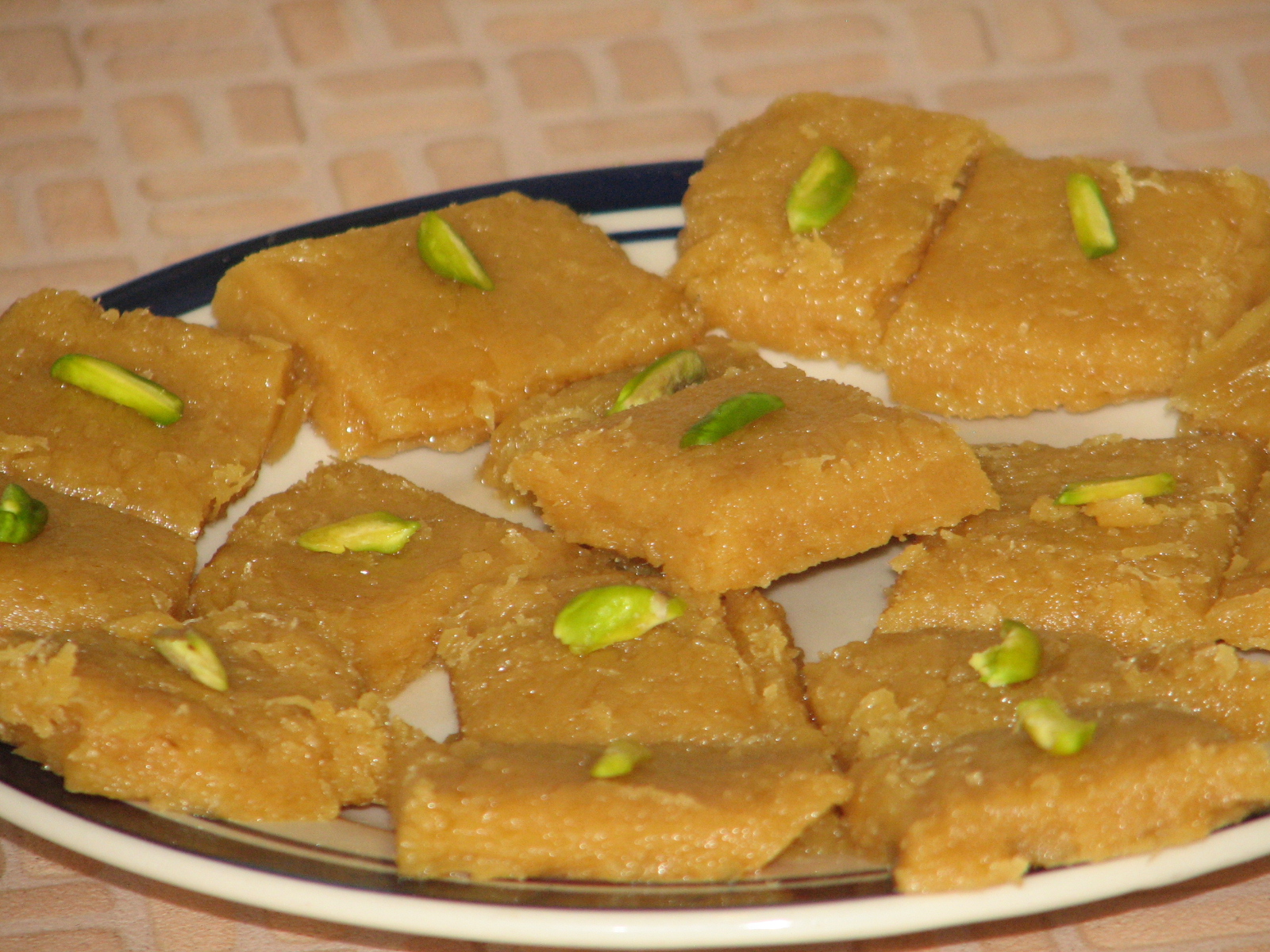 foodsonline: Indian Patisa (Sohan Papdi)- Indian sweet bite