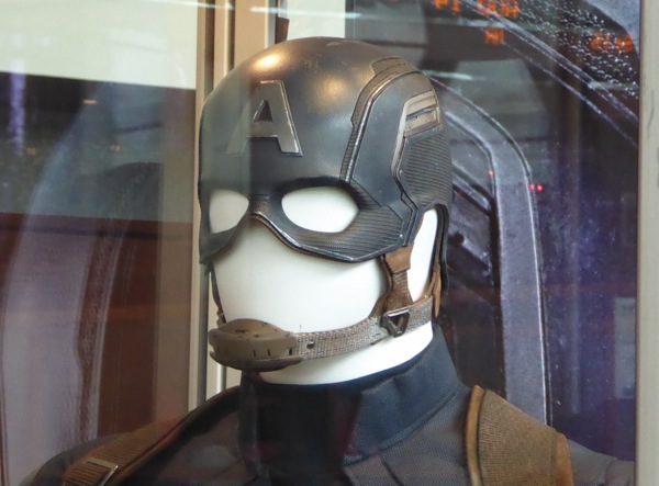 Hollywood Movie Costumes and Props: Captain America: Civil War movie ...