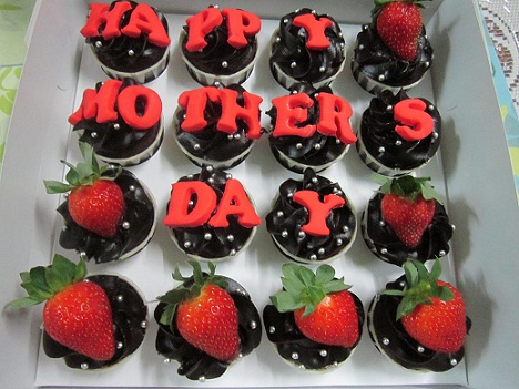 Comel homemade cupcake