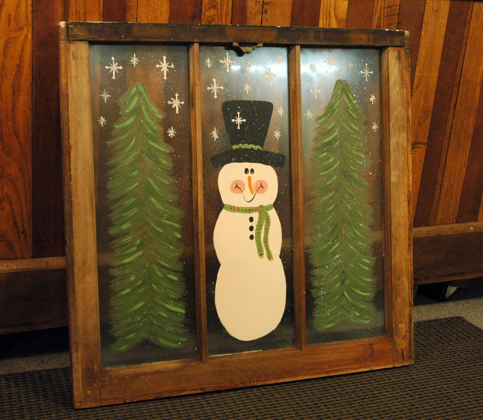 Country Lane Crafts & Antiques: There's a snowman in that window