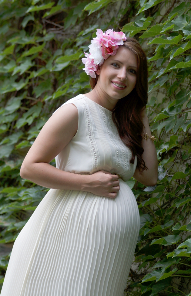 Happy Medley: Maternity Shoot + 40 Week Bumpdate