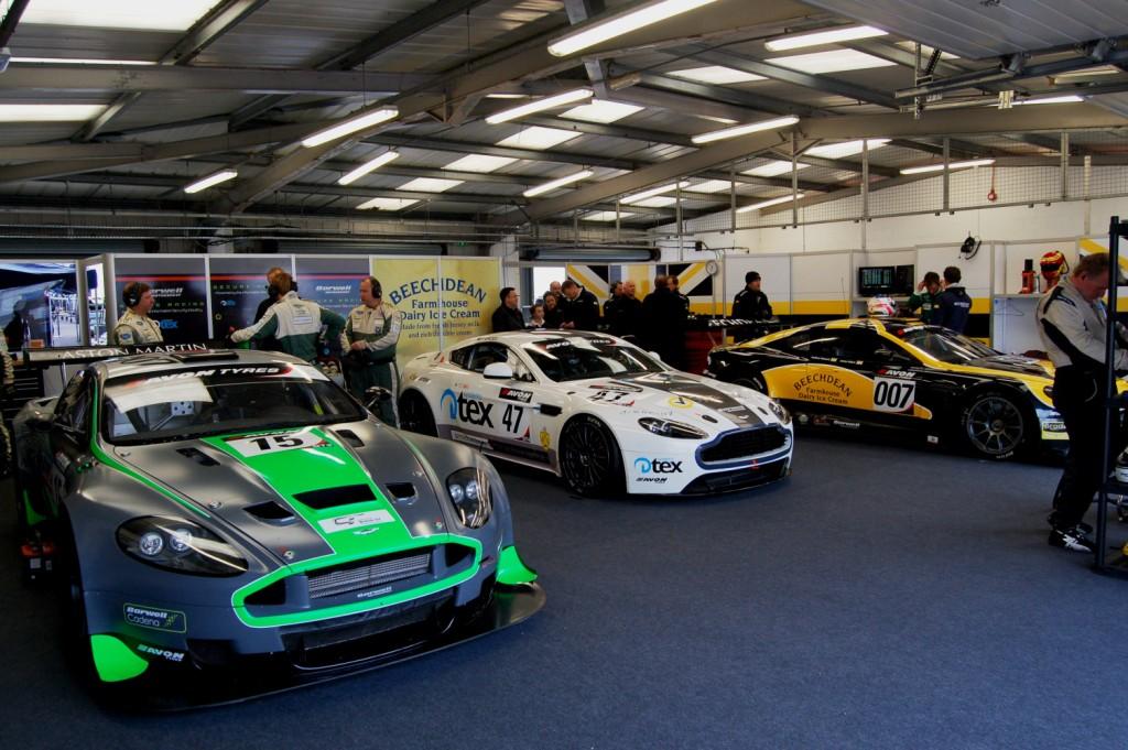 Barwell Motorsport: Swan Song British GT Victory for Aston Martin DBRS9 ...