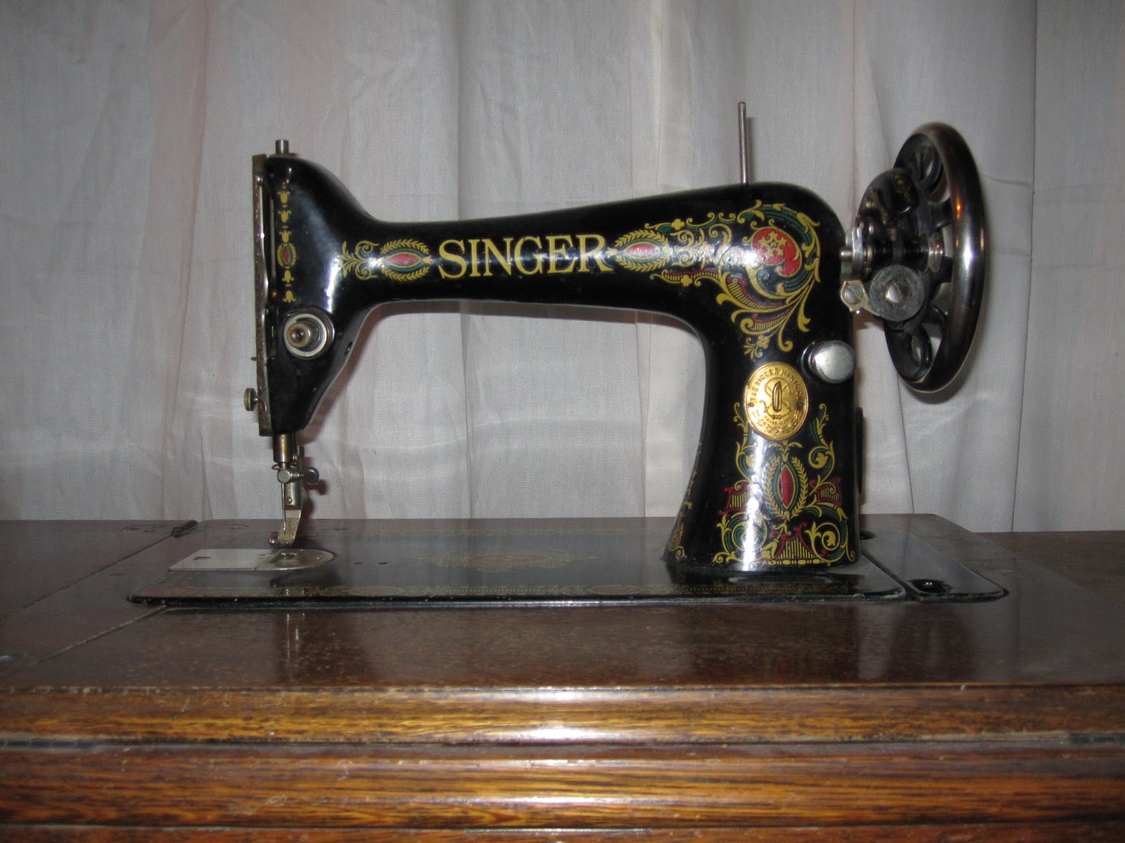 Retro Sewing Romance Writer: Sewing and Writing Off the Grid