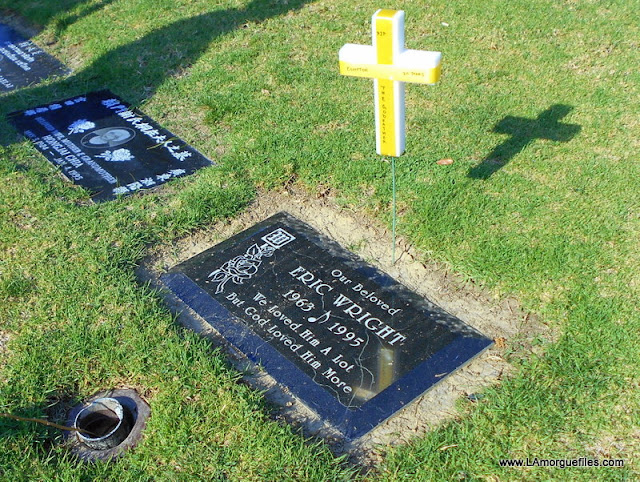 Los Angeles Morgue Files: "Easy-E" Rapper Eric Lynn Wright 1995 Rose ...