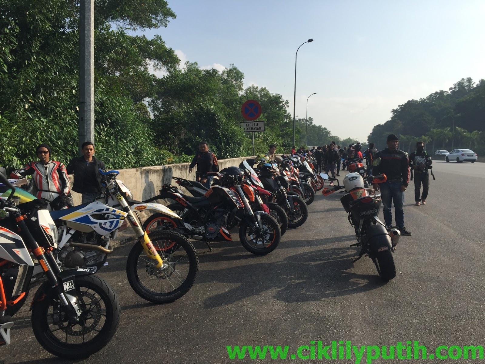 CikLilyPutih The Lifestyle Blogger: Sarapan Pagi Di Lemang Toki Bersama ...