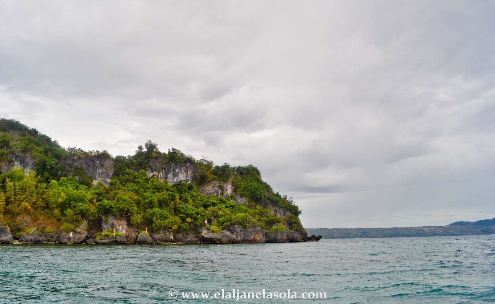 Elal Lasola Travel & Photography: Ambulong Island | Occidental Mindoro