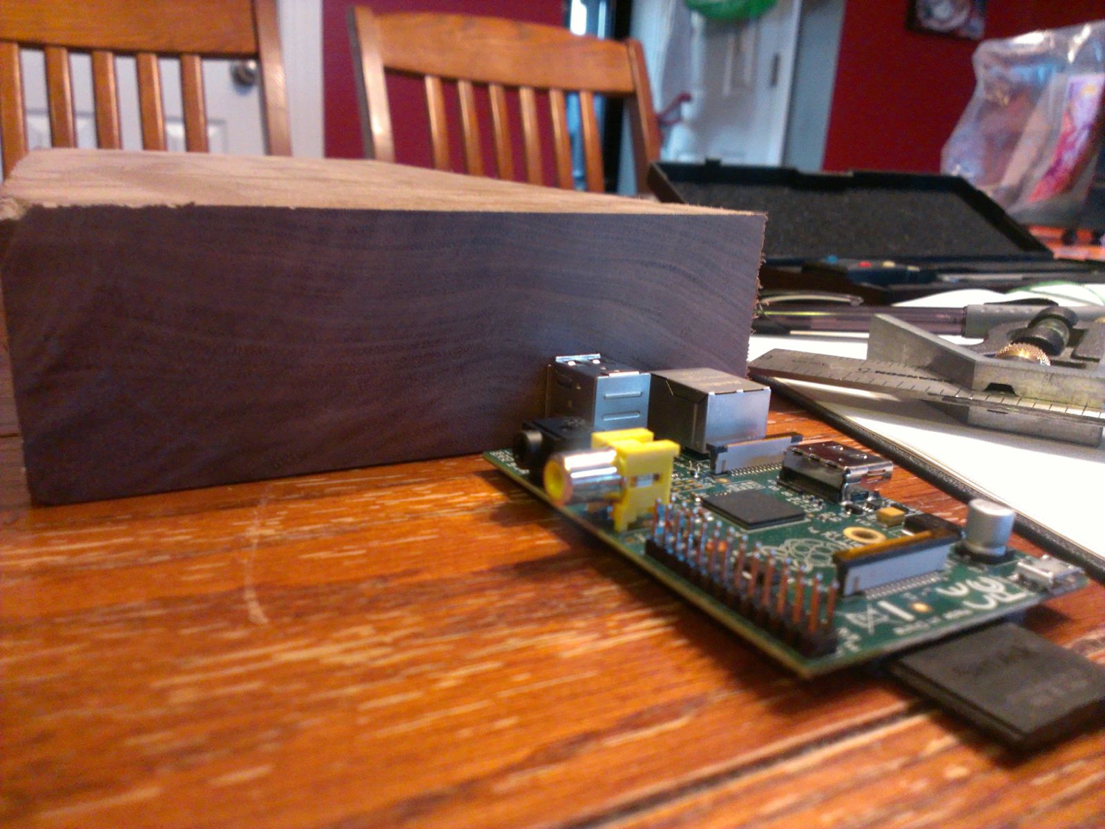Crump Projects: Walnut Raspberry Pi Enclosure - Pt. 1