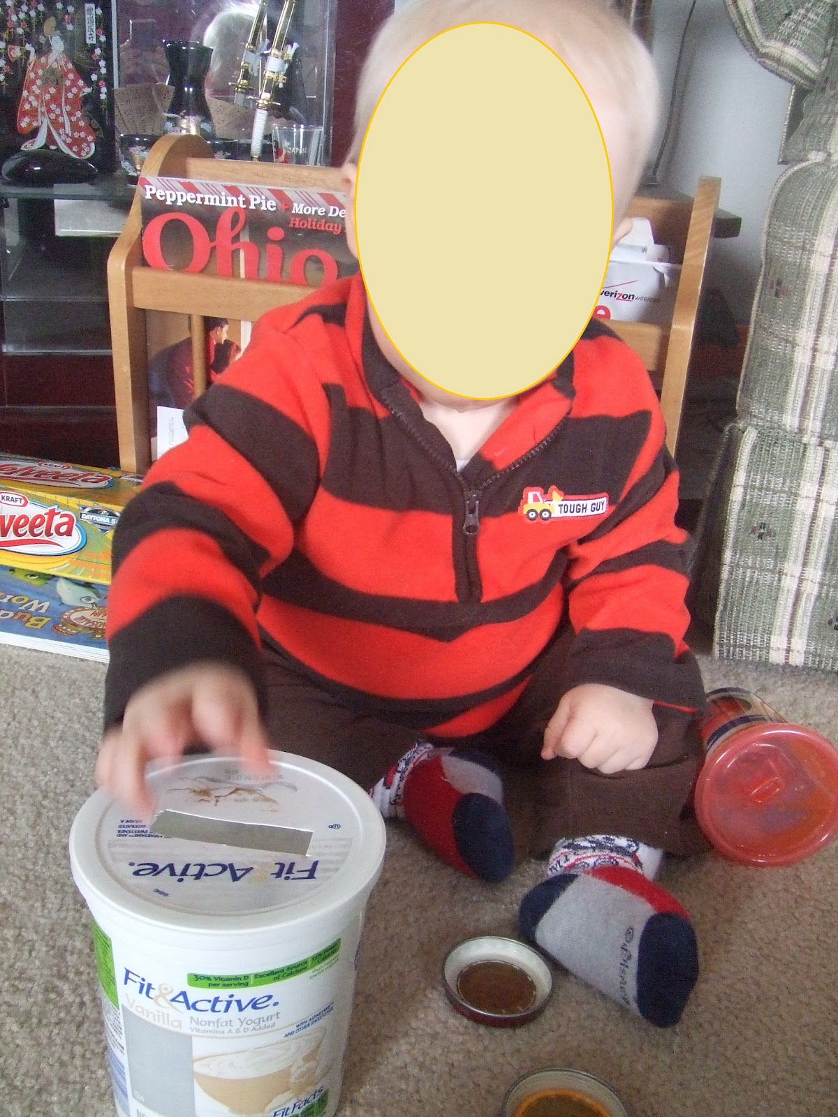 Cachey Mama's World of Learning: The Lid Game