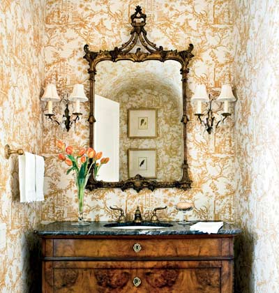 Antique Homes and Lifestyle: Presenting Wallpaper Wednesday - Totally Toile