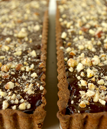 These Peas are Hollow: Chocolate Caramel Banana Hazelnut Tart