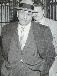 Chicago - City of Big Shoulders: Tony Accardo