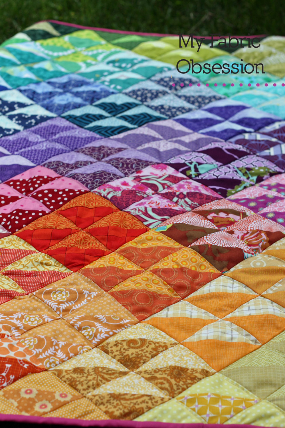 My Fabric Obsession: Rainbow QST quilt finish