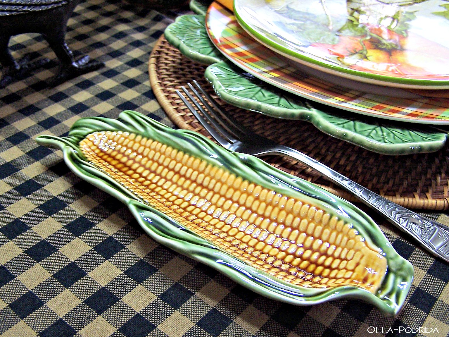 Olla-Podrida: Crow & Corn Tablescape