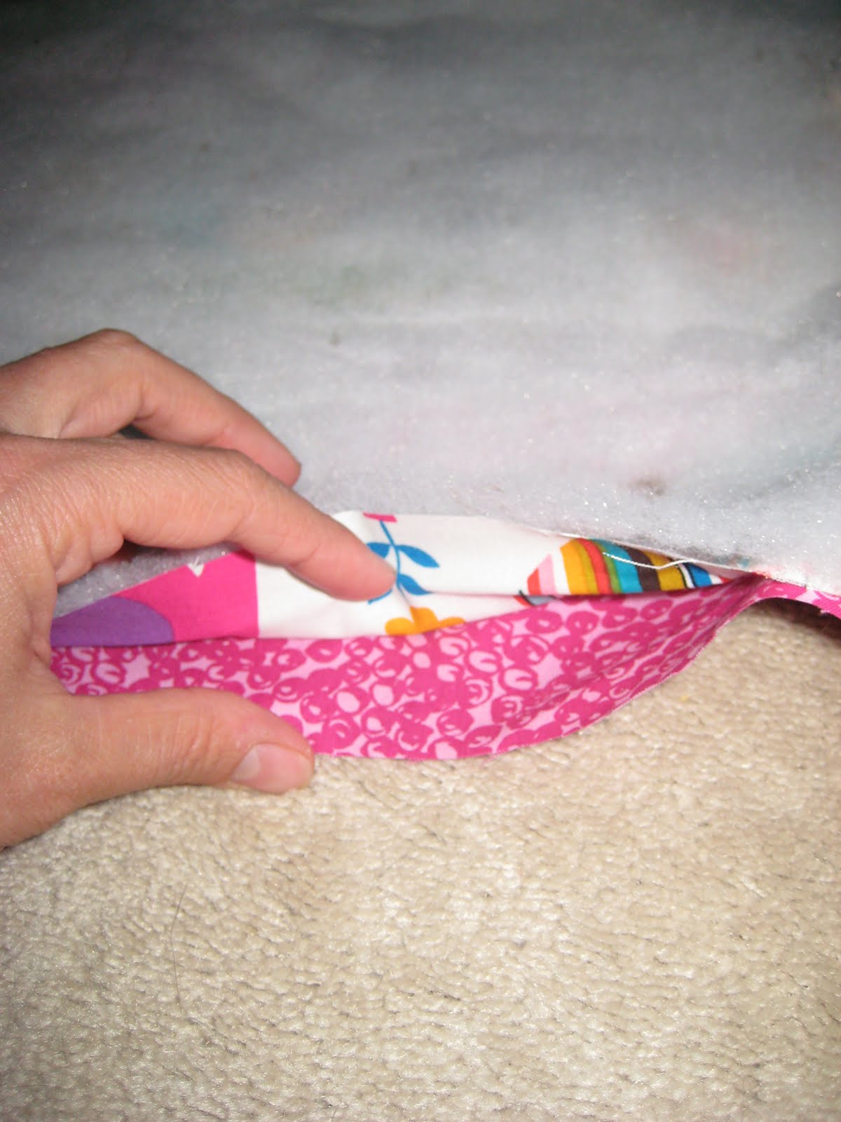 Lilybug Designs: Comforter for Bitty Baby - Tutorial