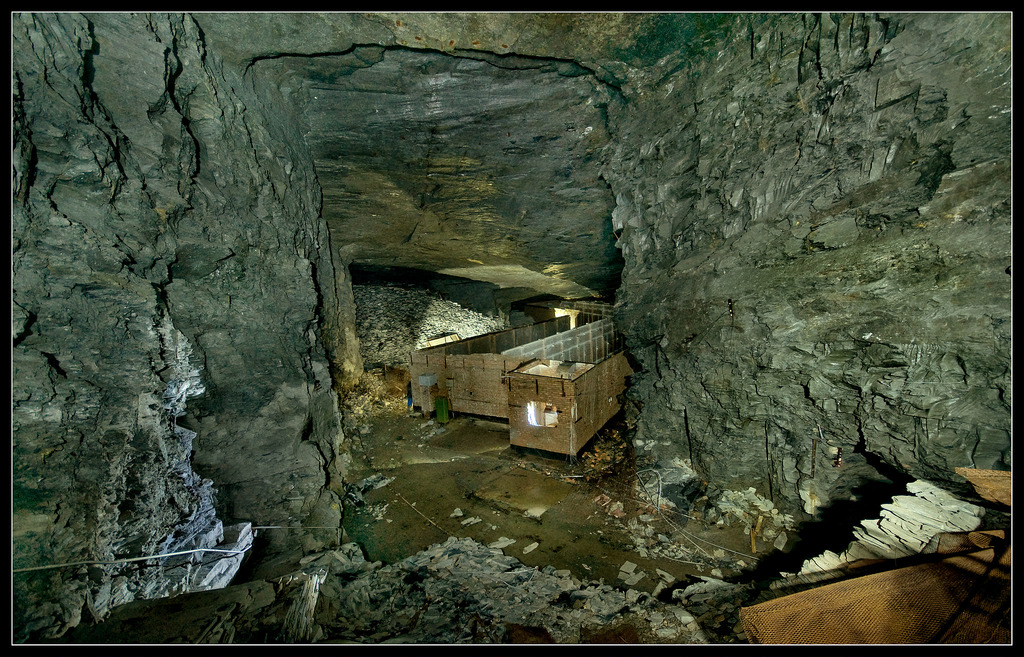 Manod Quarry: Το λατομείο που έσωσε ανεκτίμητους πίνακες του Βαν Γκογκ ...