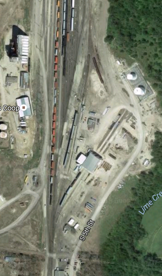 Towns and Nature: Herington, KS: Rock Island Roundhouse