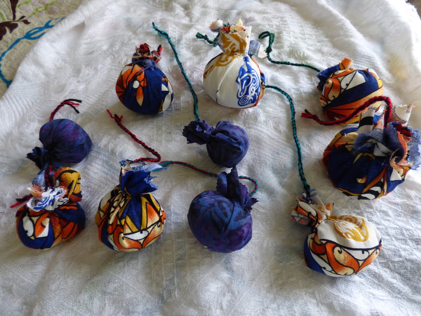 Needlefelted Fairytales: How to make Poi