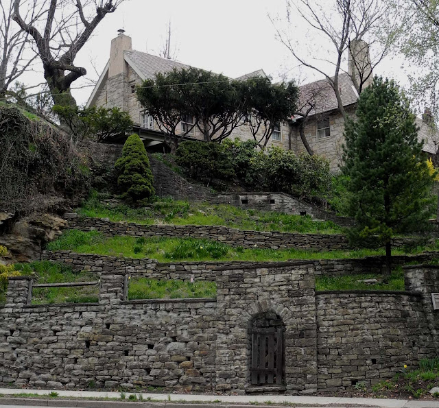 One Girl and One Beagle's Scheibler Treasure Hunt: Rockledge, 579 Briar ...