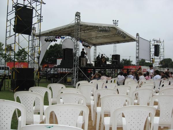 alquiler de tarima para eventos, carpas gigantes , sonido: alquiler de ...