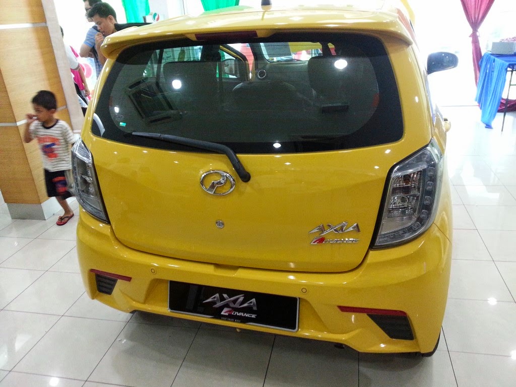 ASIAN AUTO DIGEST: The New 2014 Perodua Axia Interior Exterior Review