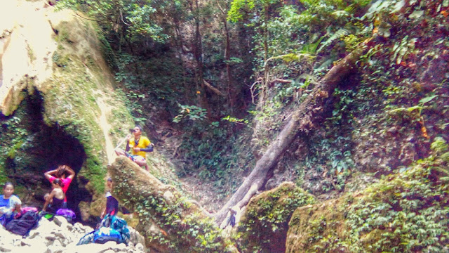 BANTAKAY FALLS AND CAVE ATIMONAN QUEZON | On A Different Phase