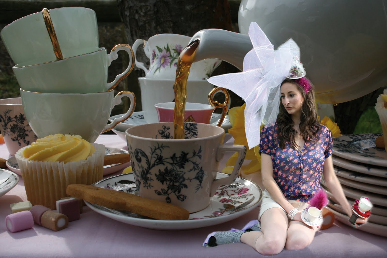 VINTAGEZINE: Fashion & Style - A Vintage Style Tea Party