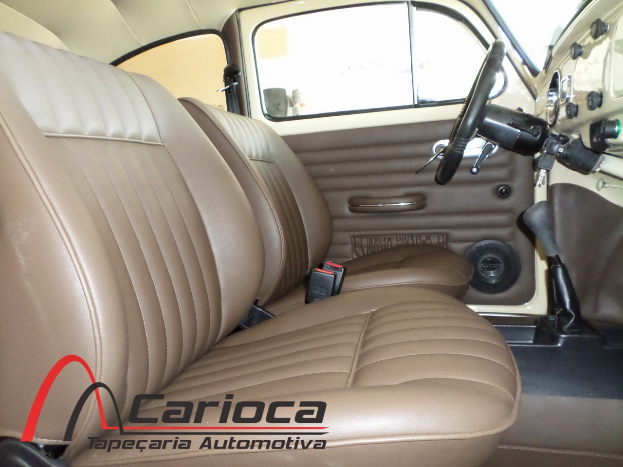 CARIOCA TAPEÇARIA: Fusca Bege