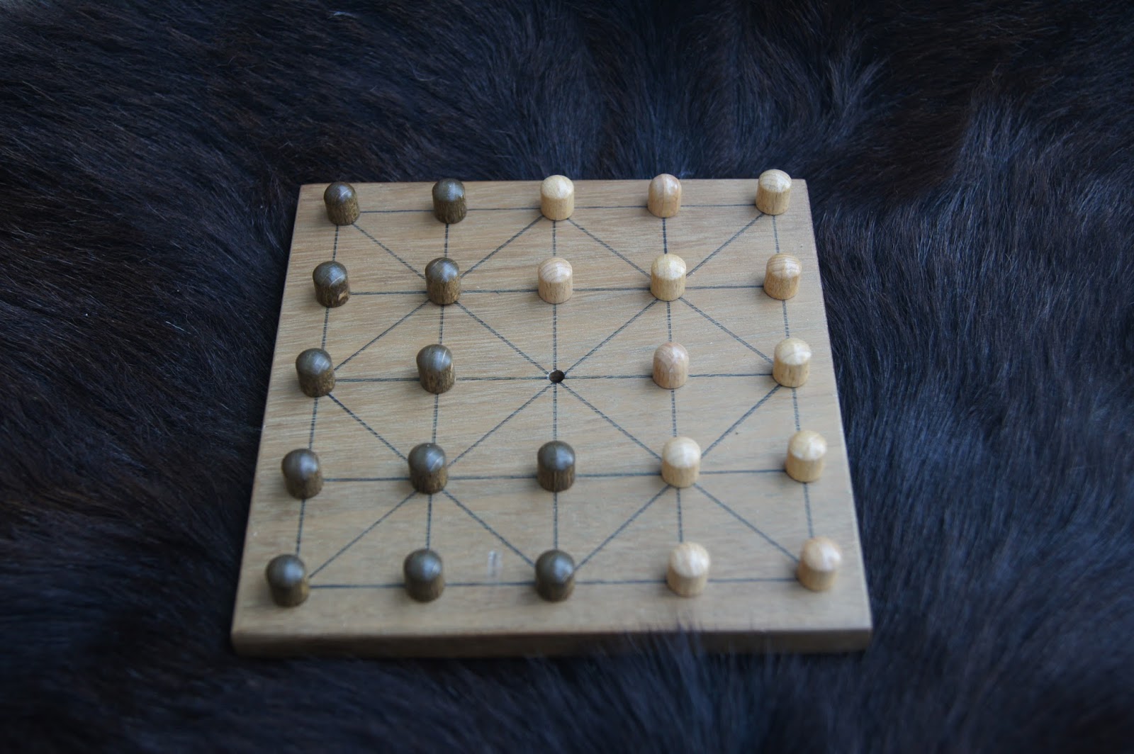 Alte Brettspiele Regeln: Alquerque