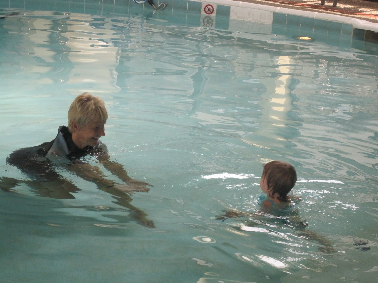 The Kaiser Girls and Daddy: Infant Rescue Swimming