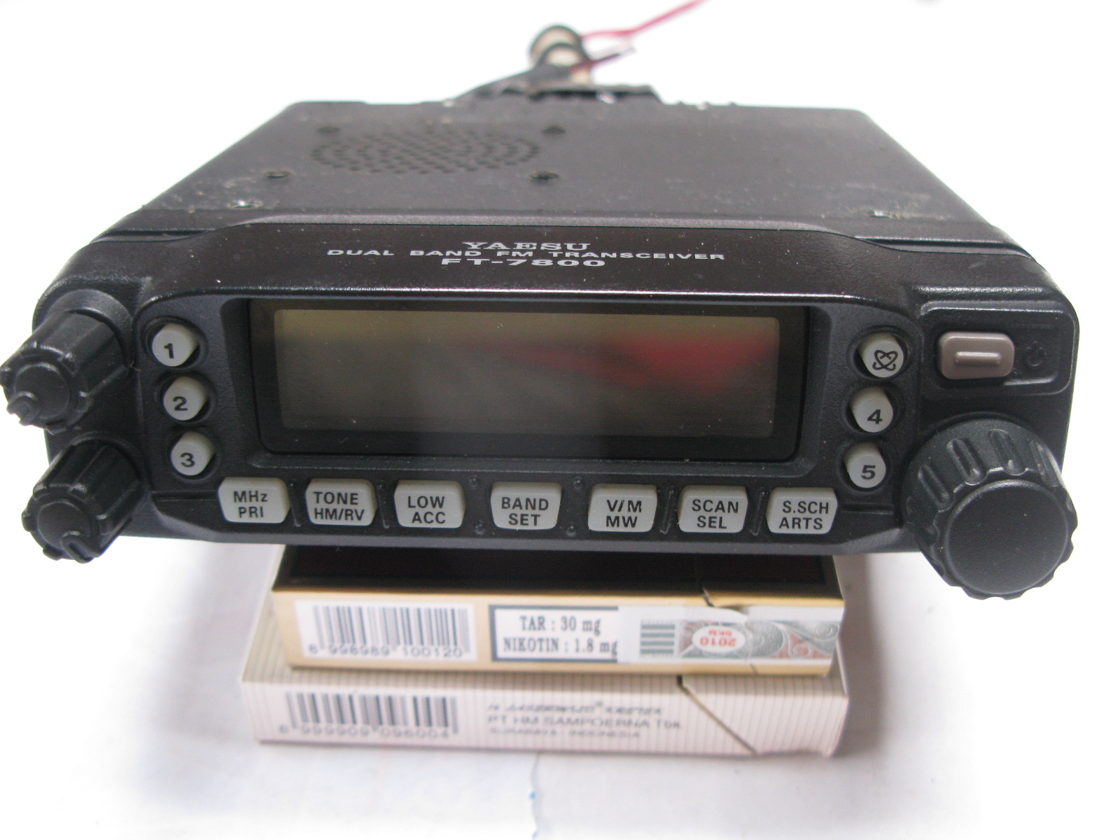 KANIBALAN: YAESU FT-7800R DUAL BAND