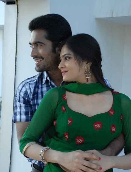 Summa Nachunu Iruku Movie Picture - Hot PHOTOSHOOT Bollywood, Hollywood ...