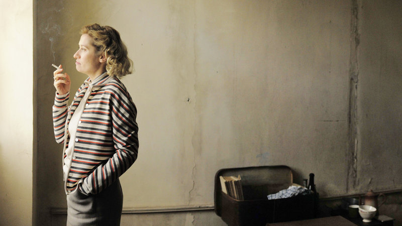 Violette Κινηματογραφική Λέσχη Πετρούπολης